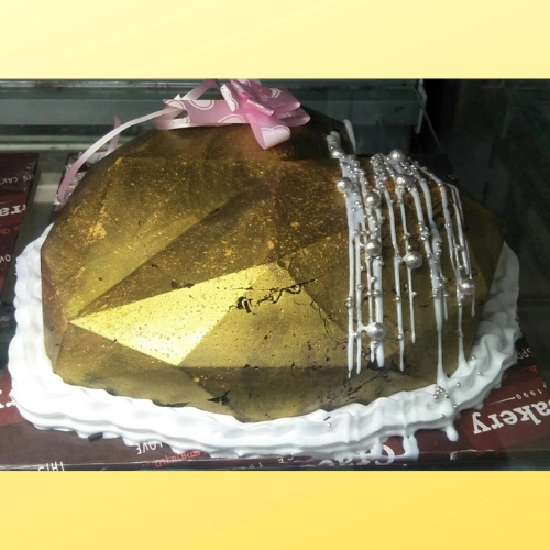 Buy Gold Pinata Cake: Glittering Delight at Grace Bakery, Nagercoil